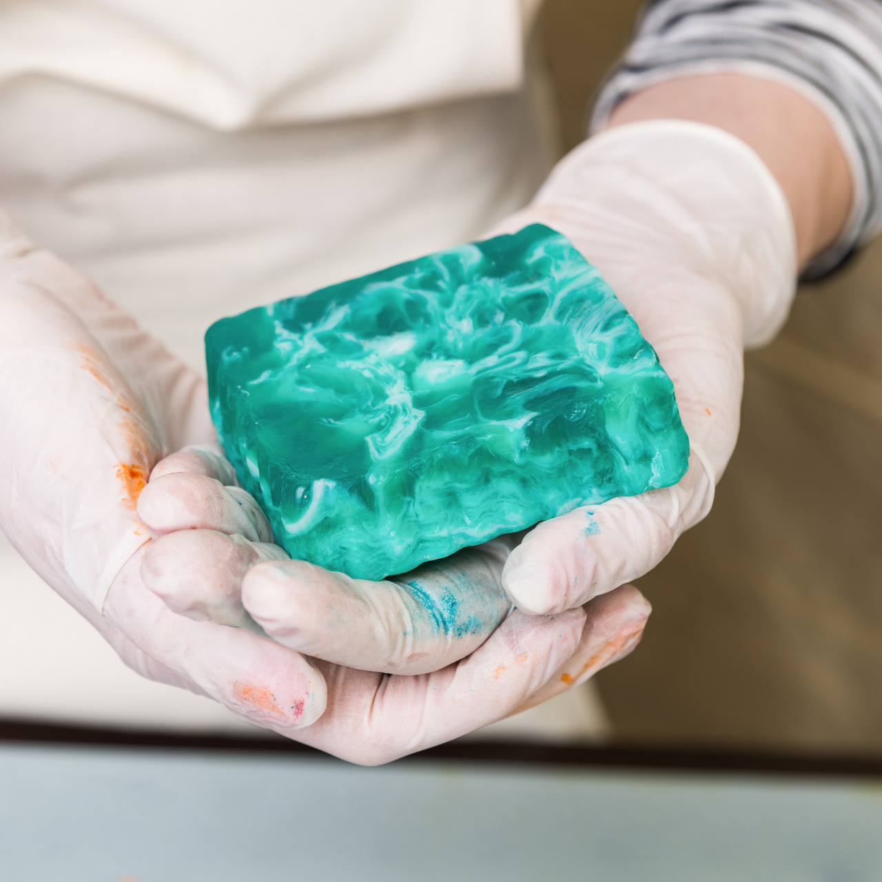 Starbond® 24-Color Natural Mica Powders | Vibrant RGB Shades